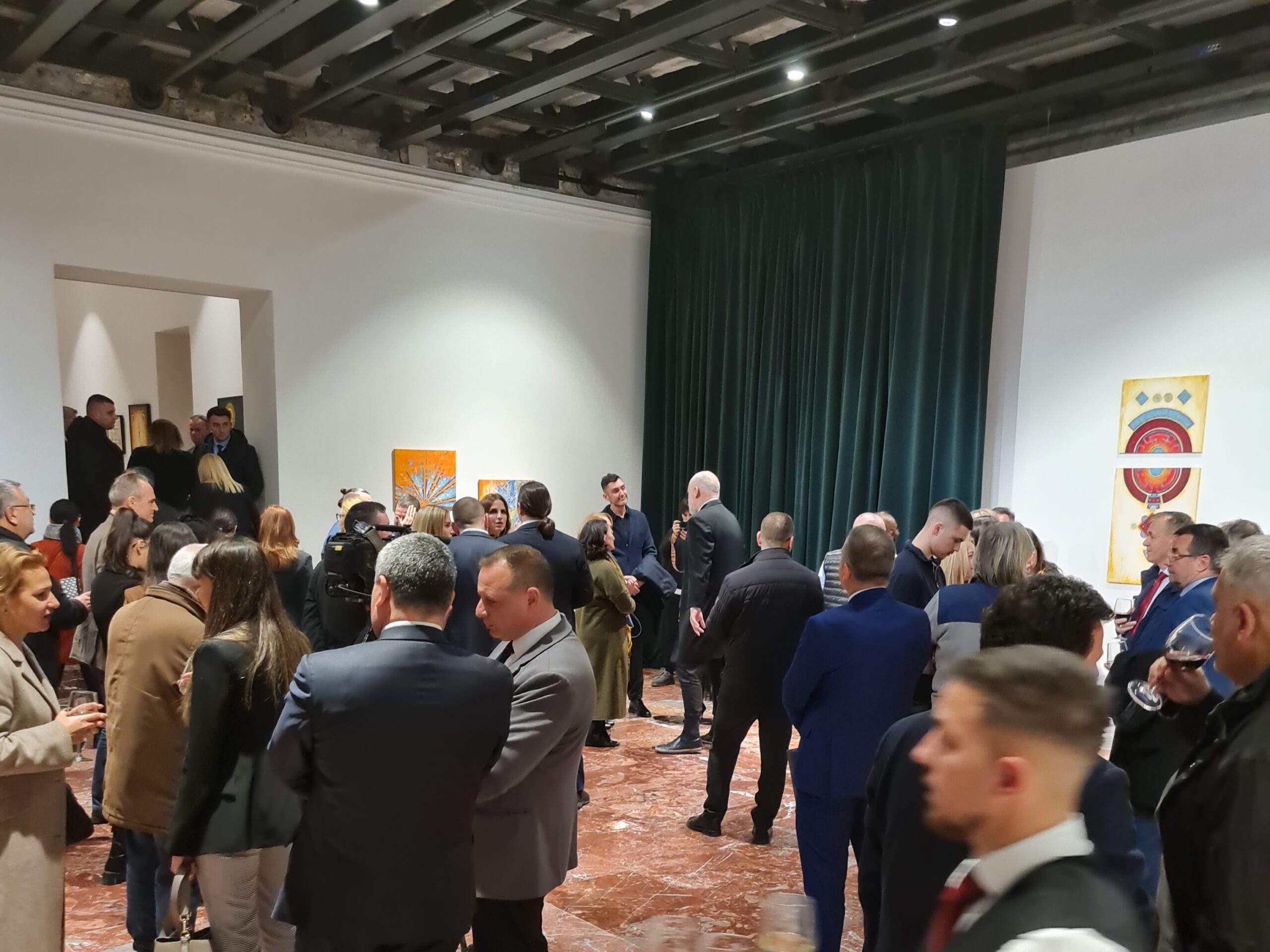 Ekspozohen në Kryeministri, pikturat e Rexhep Selimit, Rama: "Privilegj ...