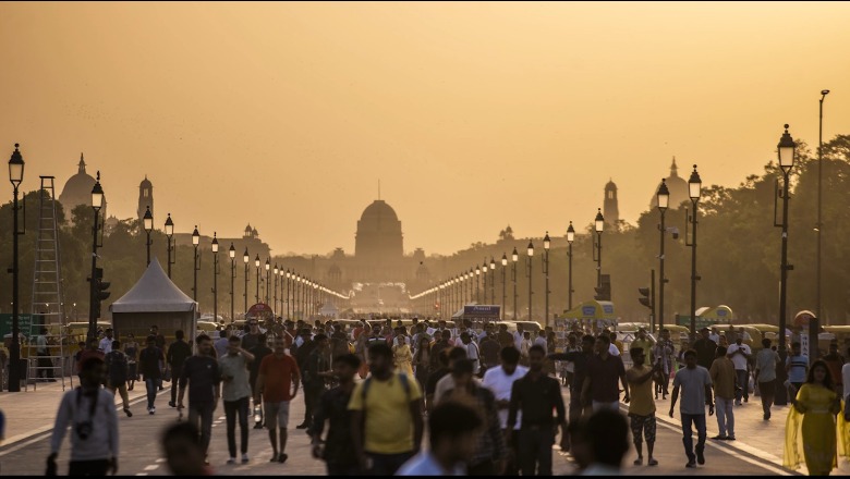 OKB: Popullsia e Indisë do kalojë Kinën në mesin e vitit 2023 - Gazeta Dita