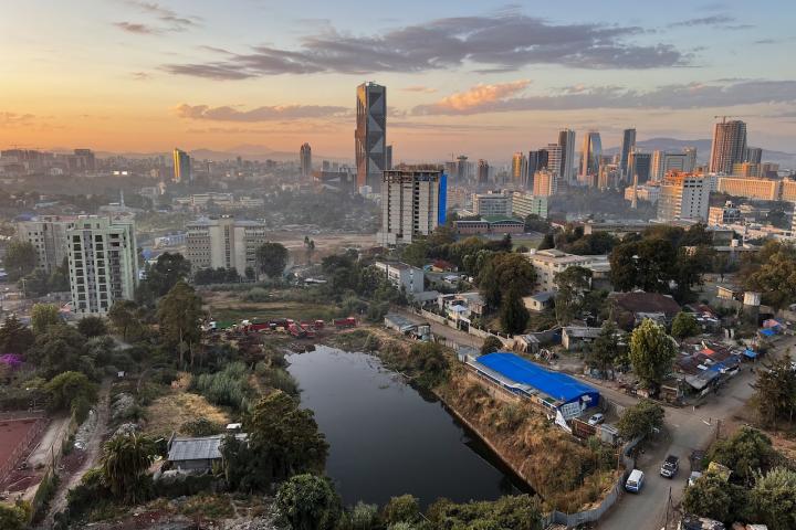 Njihuni me shtetin që ndodhet ende në vitin 2015 dhe ku kalendari ka ...