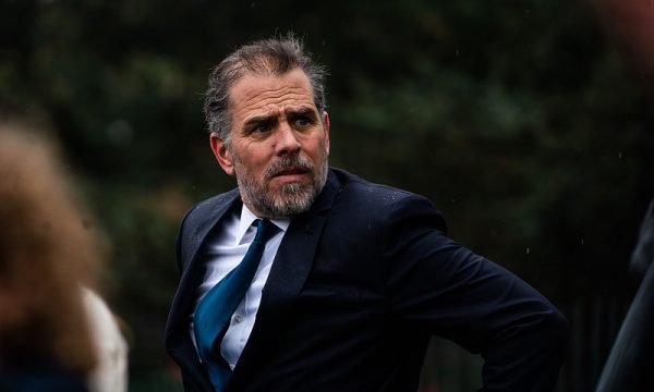 Hunter Biden përballet me 9 akuza të reja për shkelje të ligjit të ... Hunter Biden përballet me 9 akuza të reja për shkelje të ligjit të ...