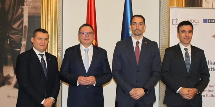 Budva/ Altin Dumani, takim me kryeprokurorët e Ballkanit e të Eurojust ... Budva/ Altin Dumani, takim me kryeprokurorët e Ballkanit e të Eurojust ...