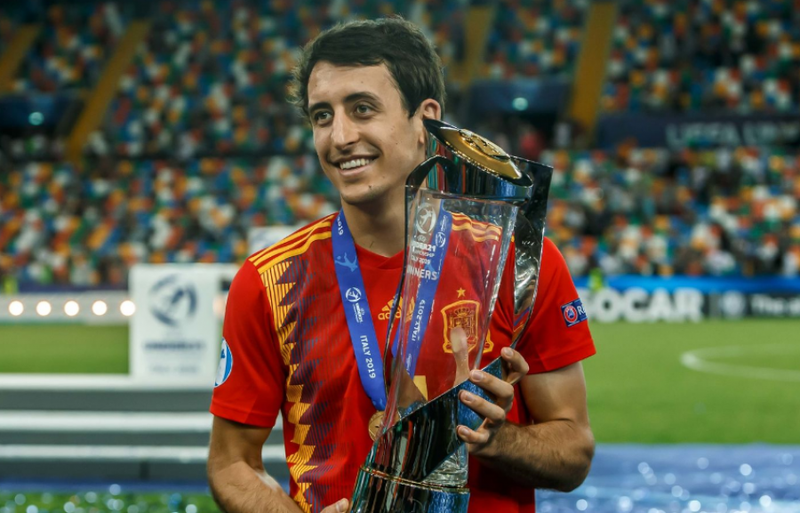 Heroi i Spanjës në finale shpallet tradhtar në vendlindjen e tij ...