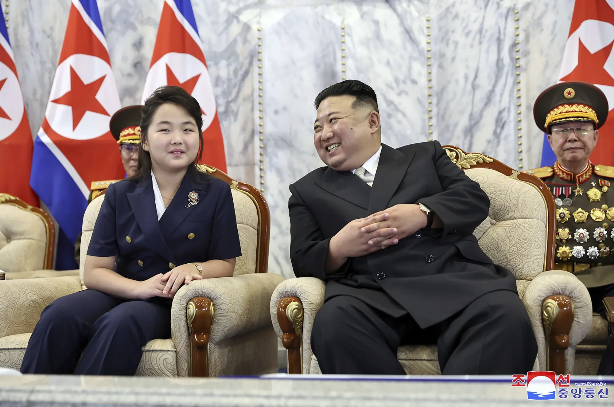 E shoqëroi në Kinë, çfarë dimë për vajzën e Kim Jong si pasardhësen e ...