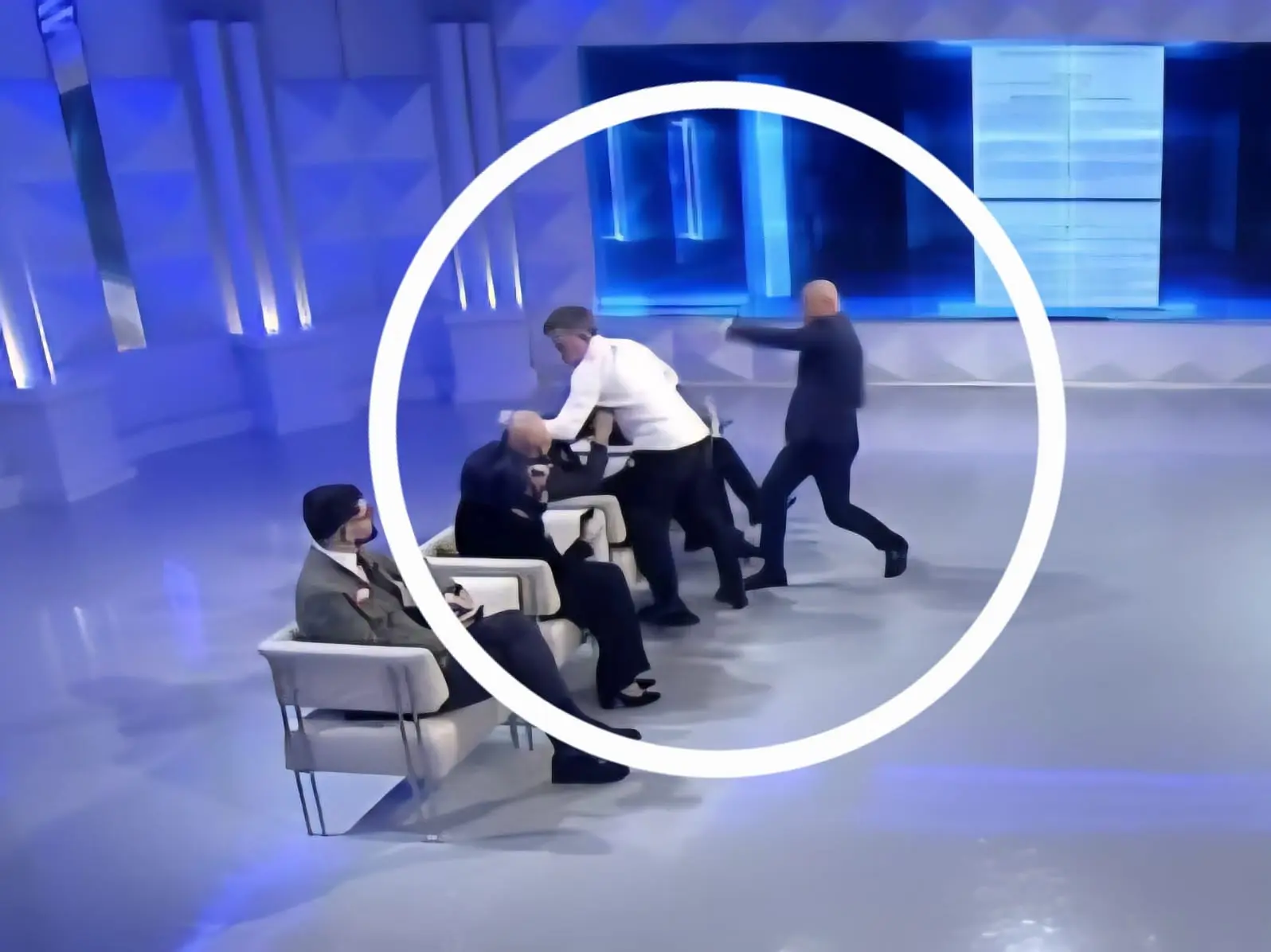 VIDEO: "Mbylle gojën..." Debati për Hagën del nga kontrolli, Buzhala ...